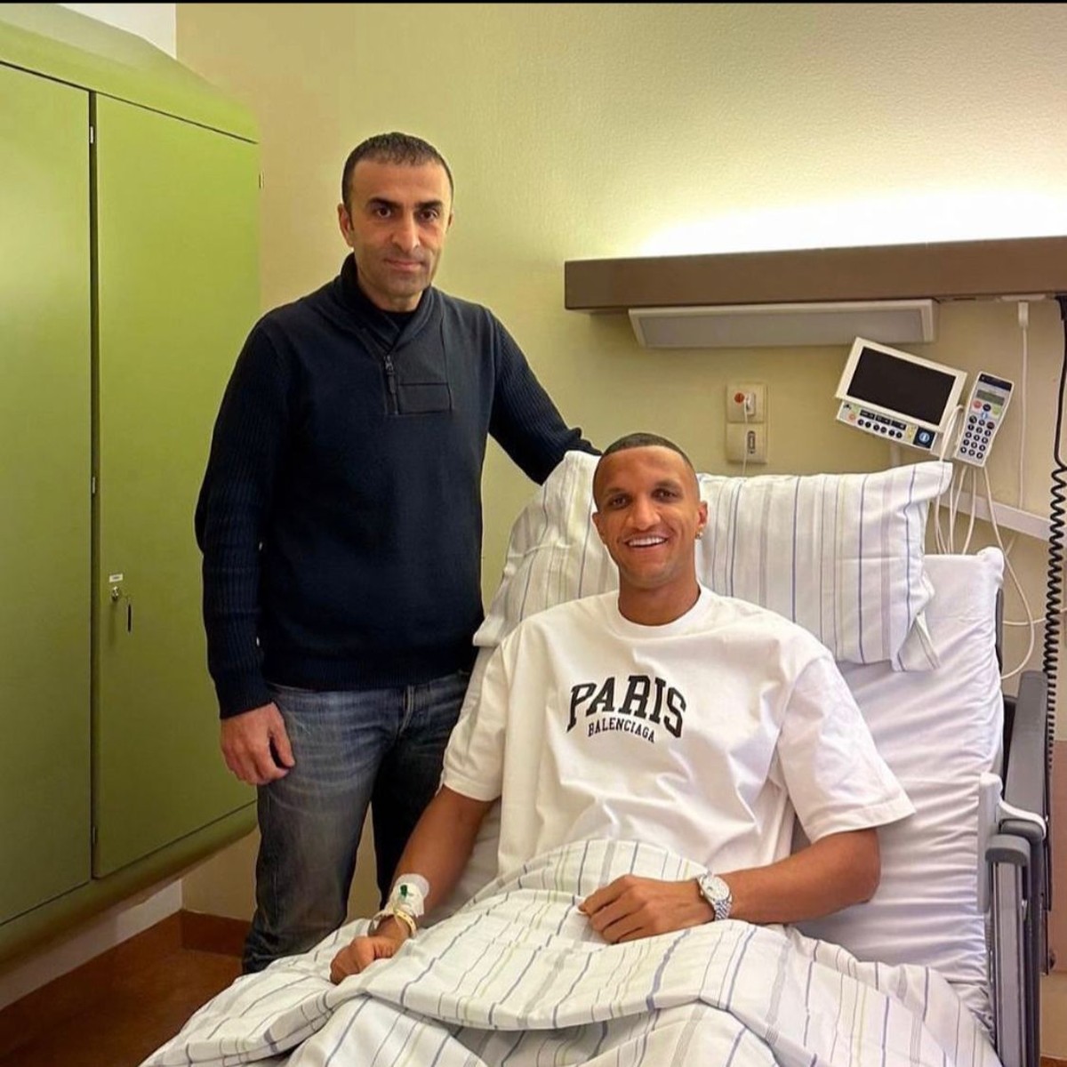 Rodrigo Becão, do Fenerbahçe, passa por cirurgia na perna esquerda ...