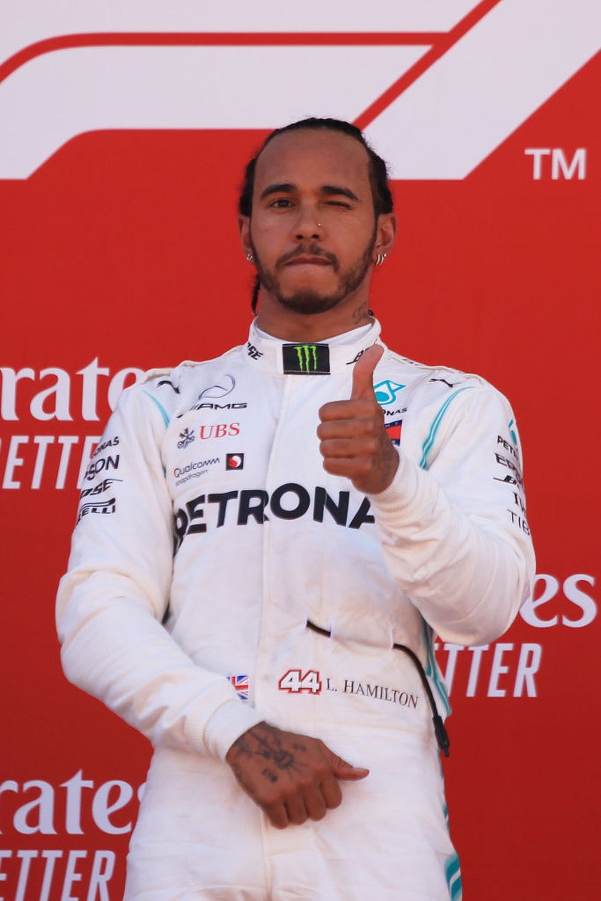 Hamilton dedica vitória a jovem fã que trava batalha contra câncer ...