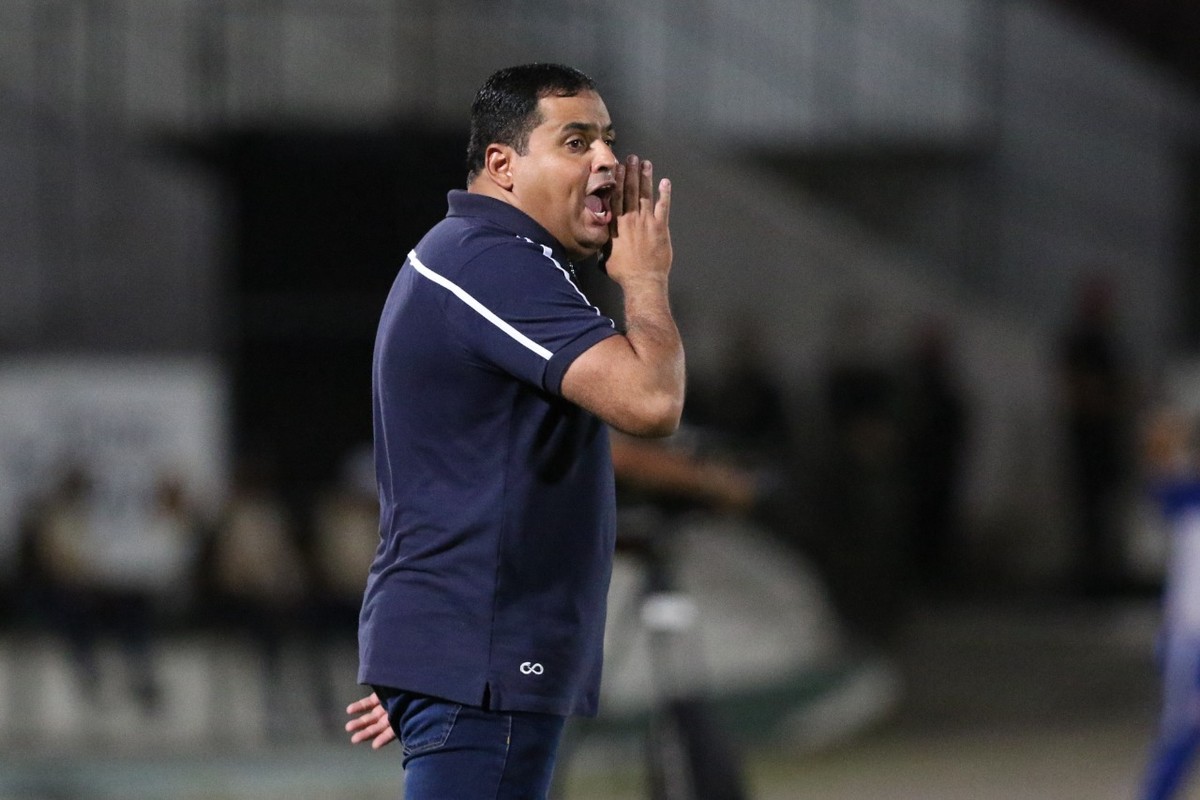 Leston celebra evolução na defesa do Santa e cita correções contra o ...