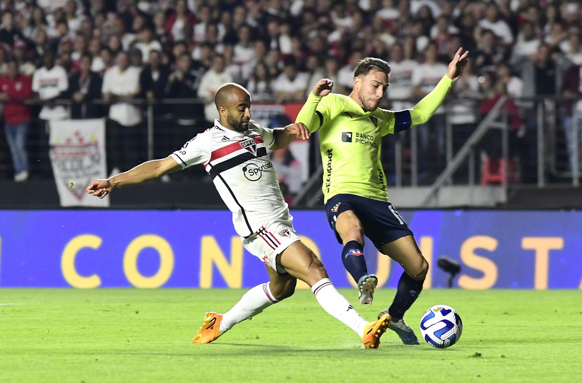 Lucas se diz decepcionado com eliminação do São Paulo na Sul-Americana ...