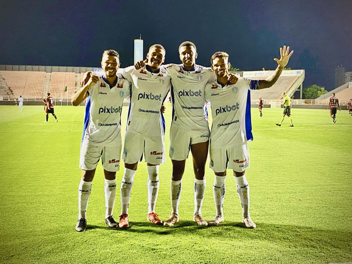 Monte Azul vence primeiro jogo sob gestão de Neymar pai e Émerson Sheik ...
