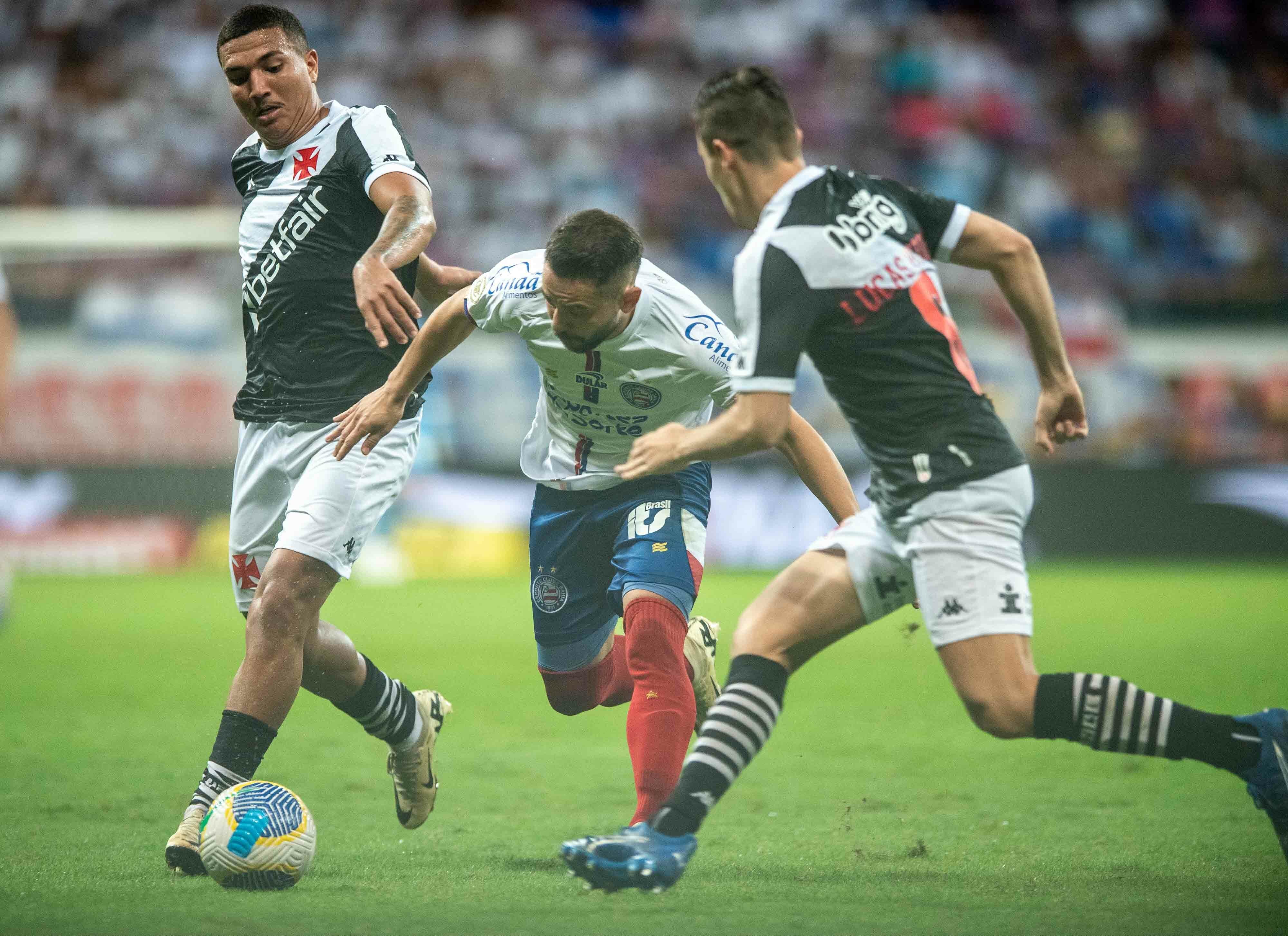 Análise: Vasco compete e dá sinais de evolução, mas não evita oitava ...