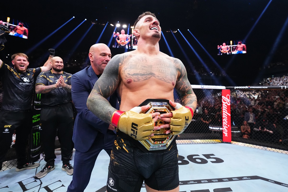UFC 304: Tom Aspinall nocauteia Blaydes e desafia Jon Jones | combate | ge