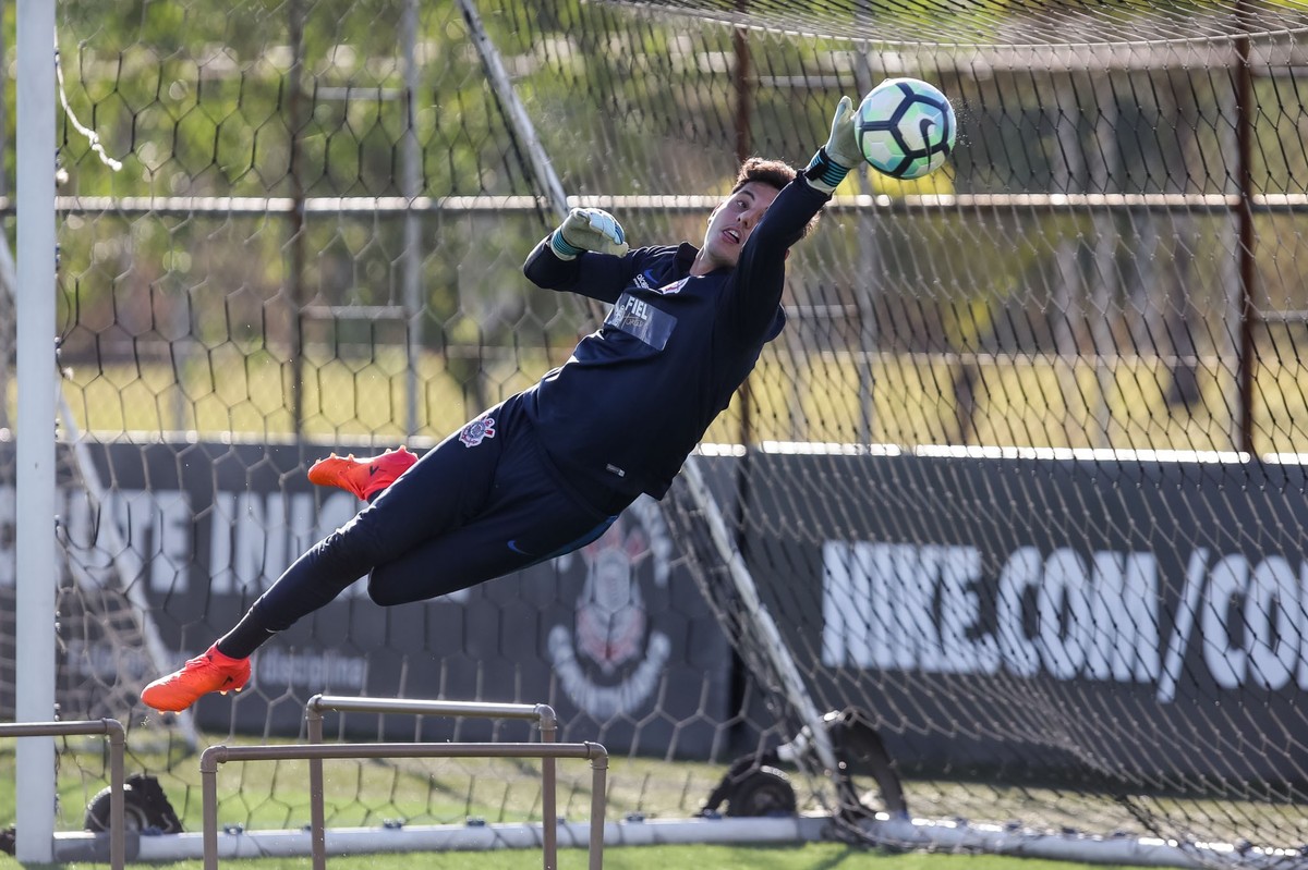 Ex-Corinthians, Matheus Vidotto acerta com o Figueirense