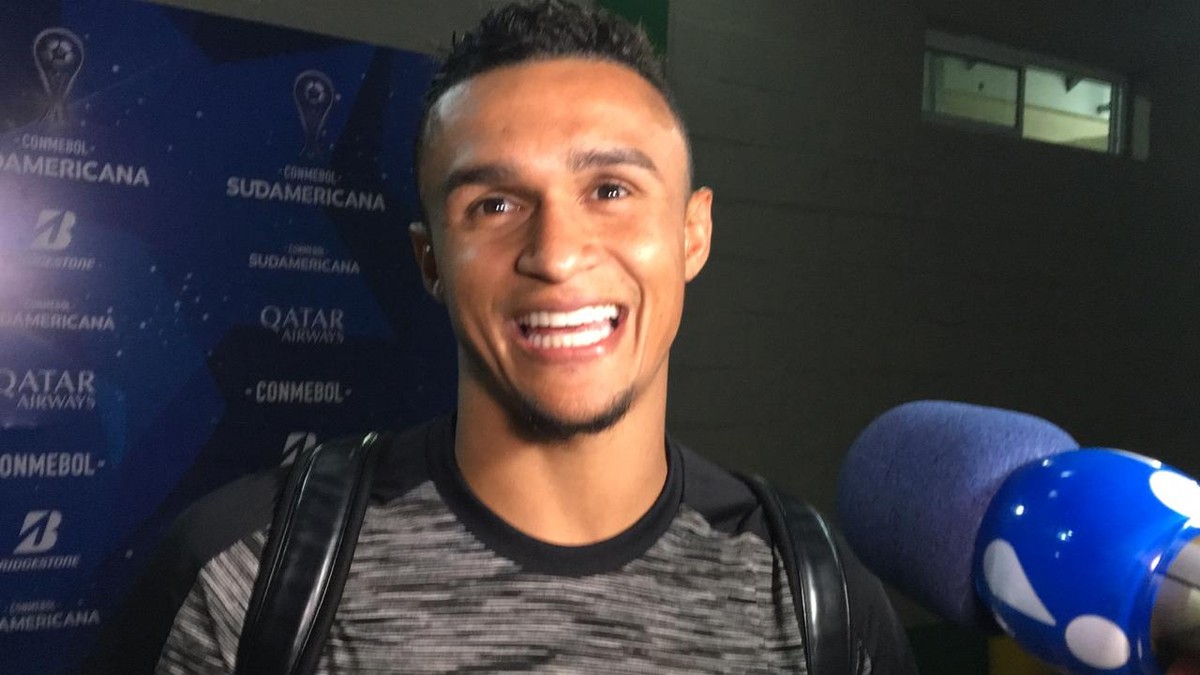 Erik dedica vitória à esposa, aniversariante, e diz que ela foi crucial ...