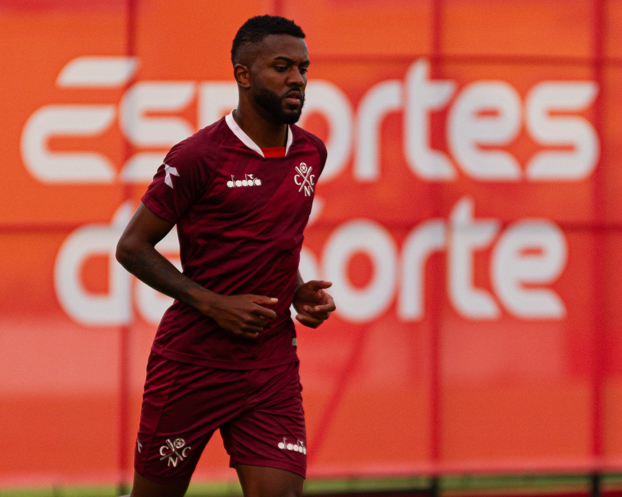 Kelvin permanece no DM e desfalca o Náutico contra o Londrina | Ge