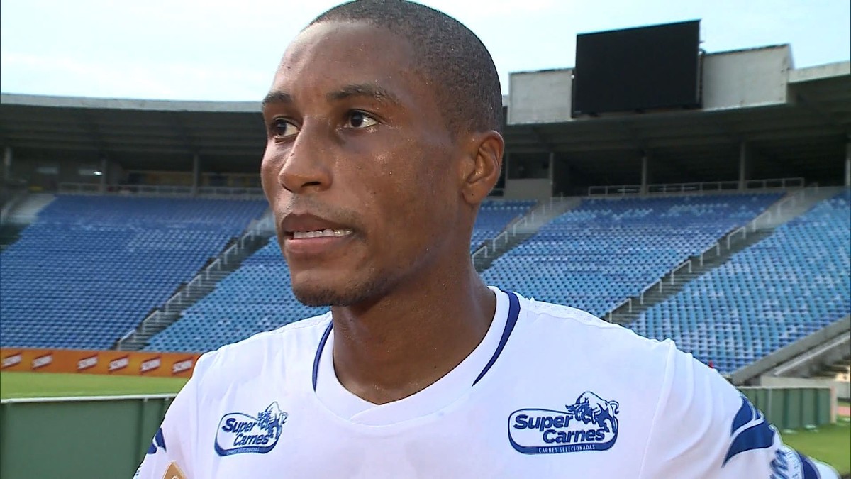 Gustavinho lamenta empate do Confiança: "Ficou um gostinho de derrota ...