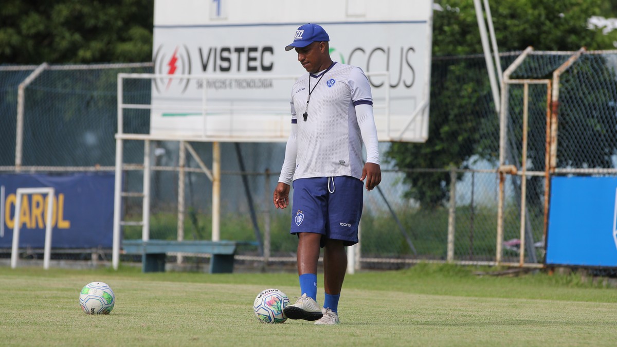 Rodrigo César não se apega aos números do Vitória-ES contra o Estrela ...