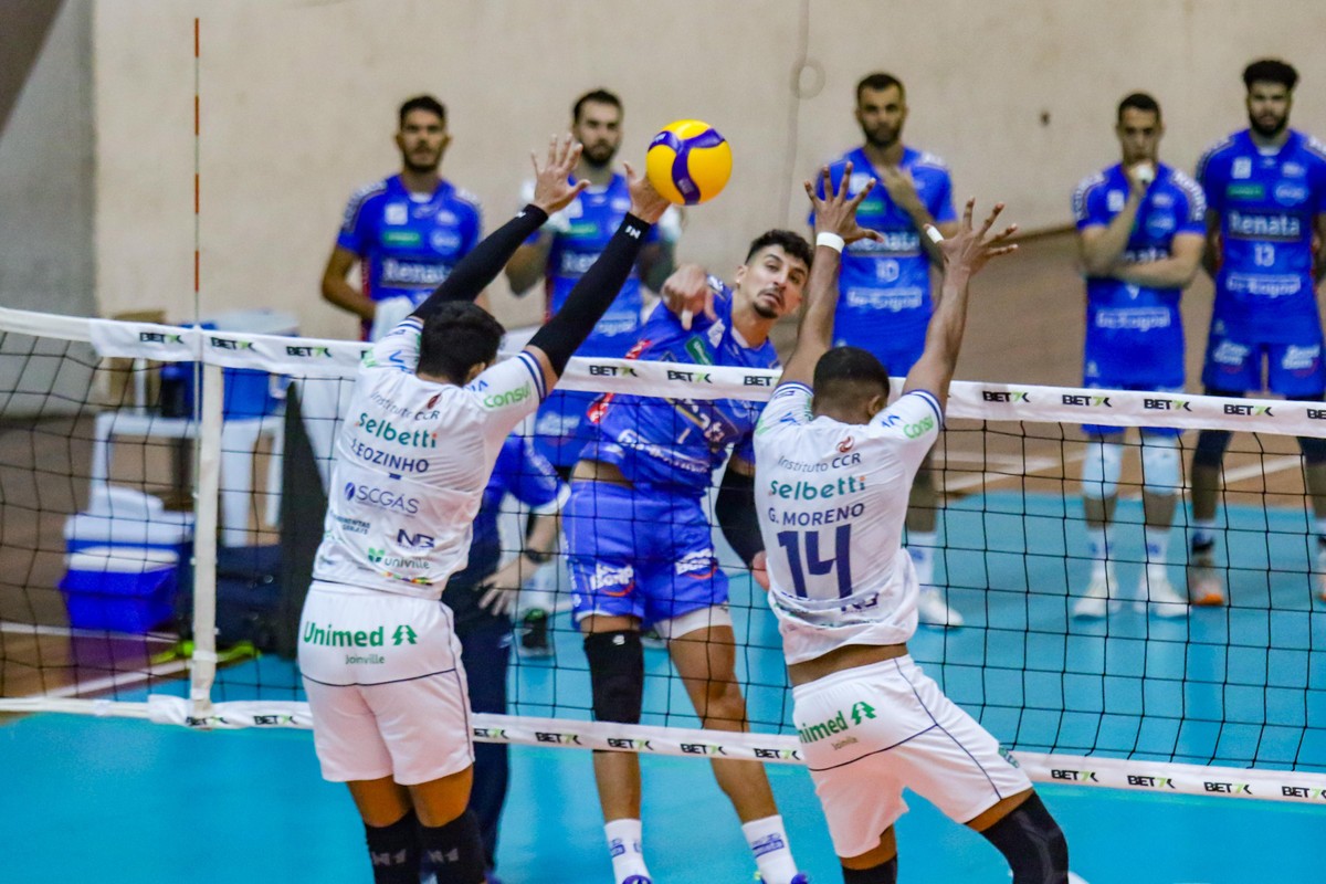 Bruno Lima faz 29 pontos e vibra com virada do Campinas na Superliga: "Reagiamos no momento ...