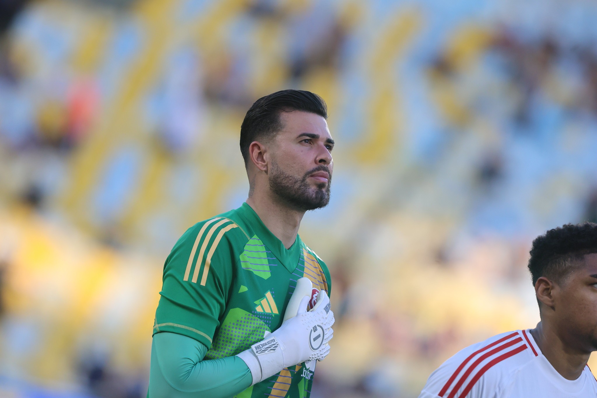 Ivan retoma sequência após quatro anos e assume titularidade no Inter | Ge