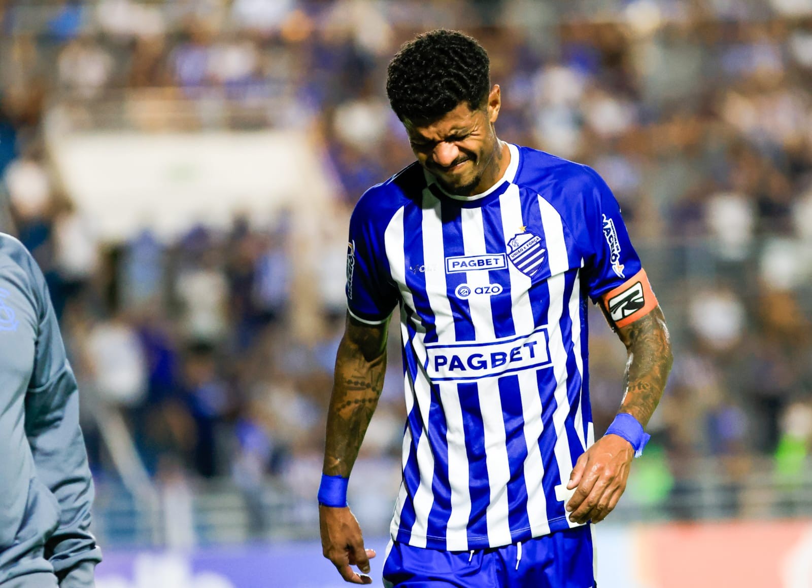 Artilheiro Tiago Marques sente a coxa e preocupa o CSA para a estreia ...