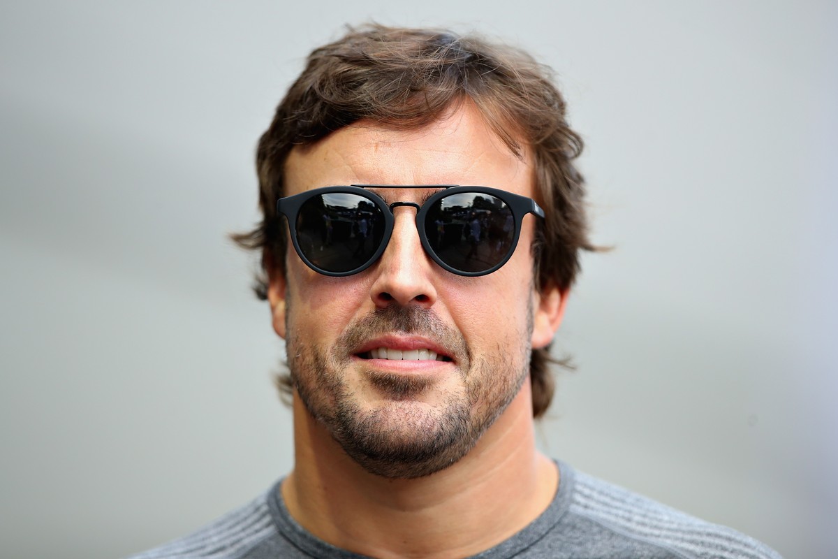 Alonso revela que recebeu propostas nas cinco primeiras corridas da F1 ...