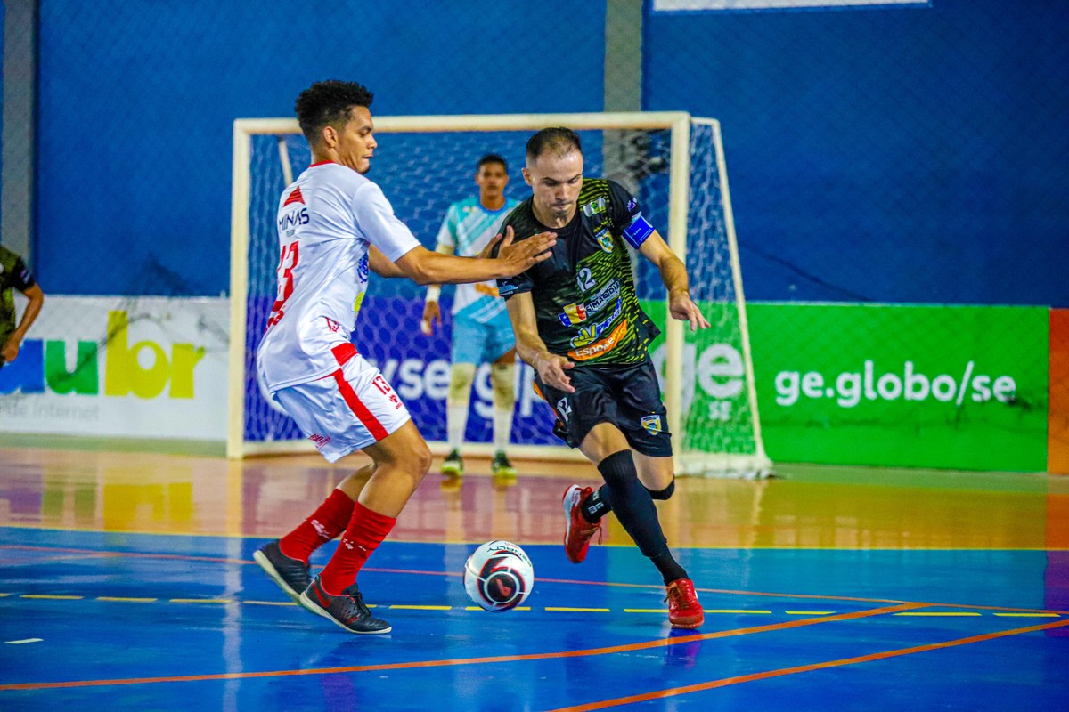 Simão Dias vence, mantém 100% de aproveitamento e se garante nas semis ...