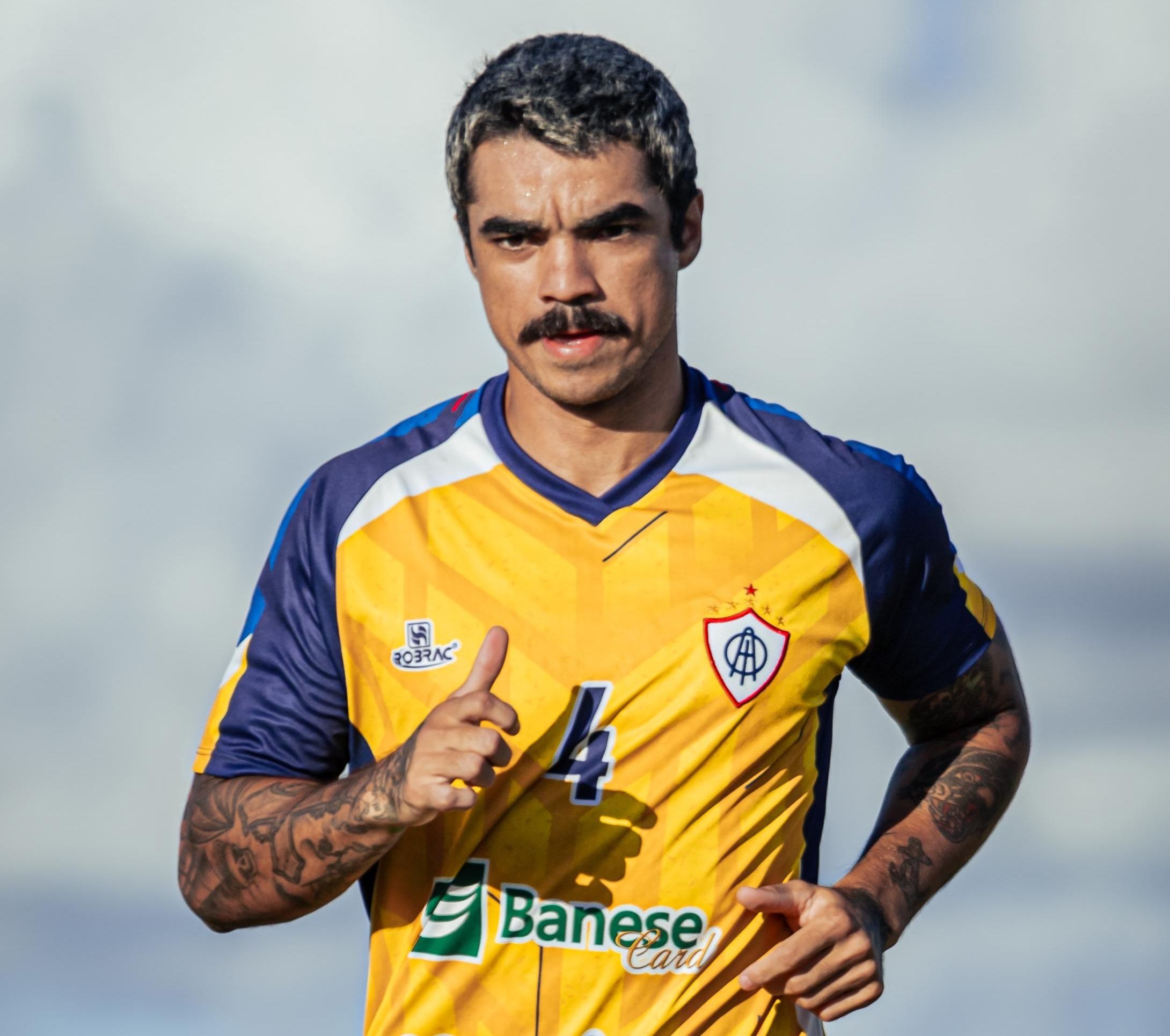 Elivelton passa por cirurgia e não deve mais atuar pelo Itabaiana em ...