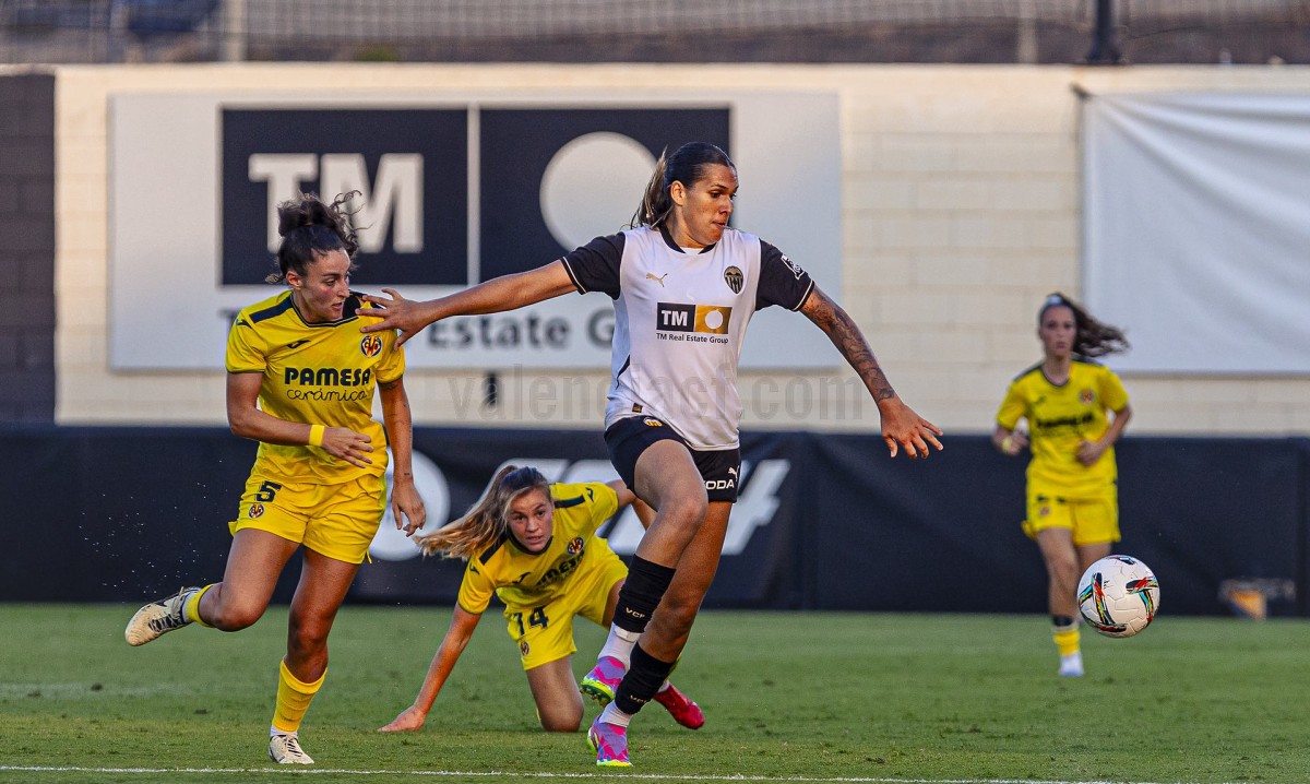 Vitória Almeida tem início promissor no futebol espanhol com três gols ...