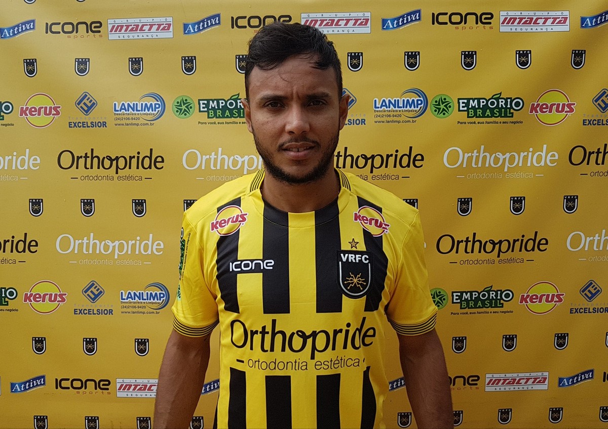 Após marcar na estreia, Felipe Augusto crê em 'surpresa' do Voltaço ...