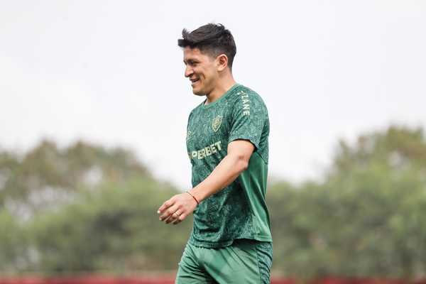 Mano detalha recuperação de Cano e torce por volta em alto nível ao ...