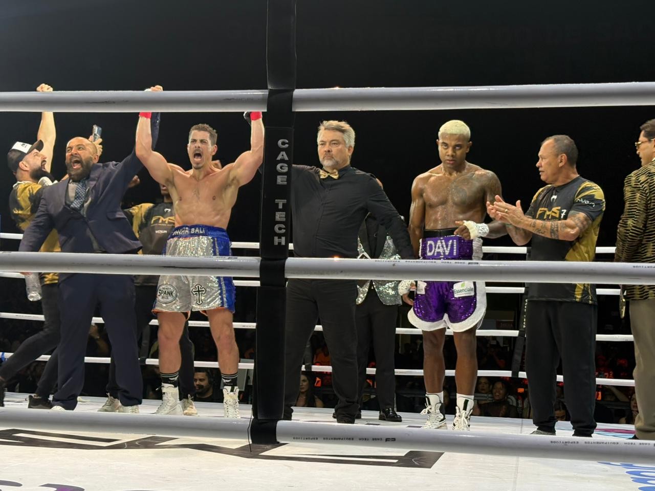 Sacha Bali vence Davi Brito no Fight Music Show 7 | Ge