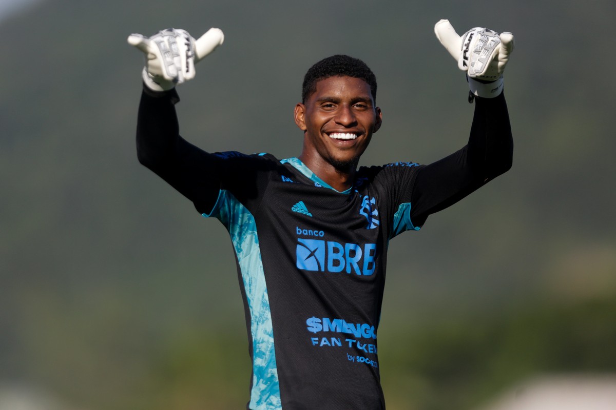 Hugo completa 50 jogos pelo Flamengo e é colocado à prova em mais um ...