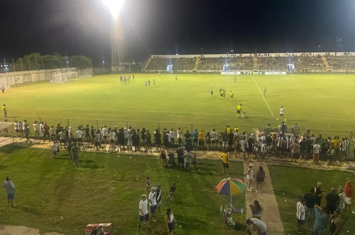 De virada, Corumbaense vence o Novo e soma os primeiros pontos