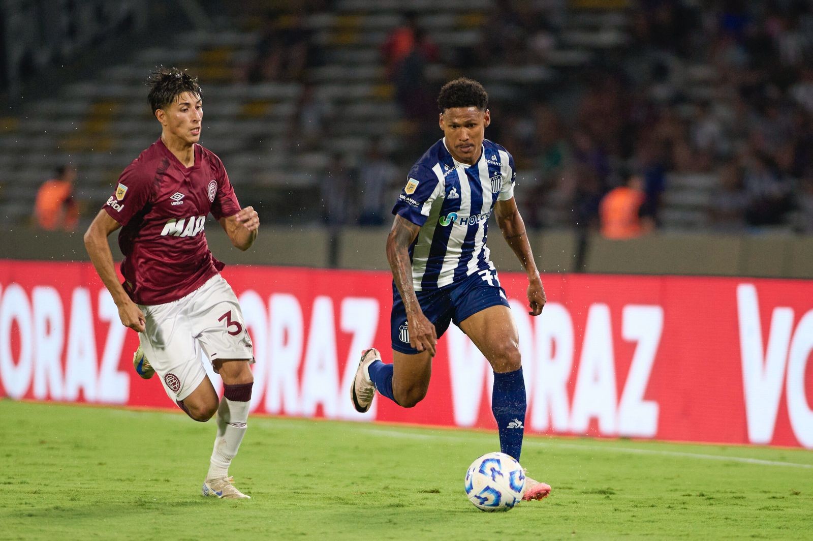 Treinado por Tévez, brasileiro destaca aprendizado na Argentina ...