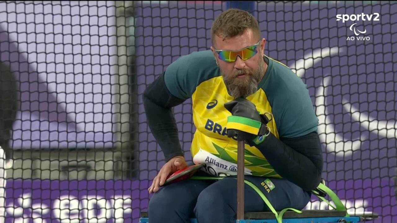 André Rocha é bronze no lançamento de disco e Brasil chega a 400 ...