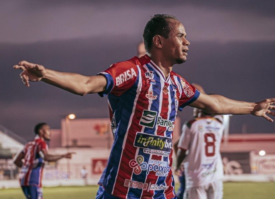 Tiago Souza se despede do Itabaiana: atacante anuncia saída do clube | Ge