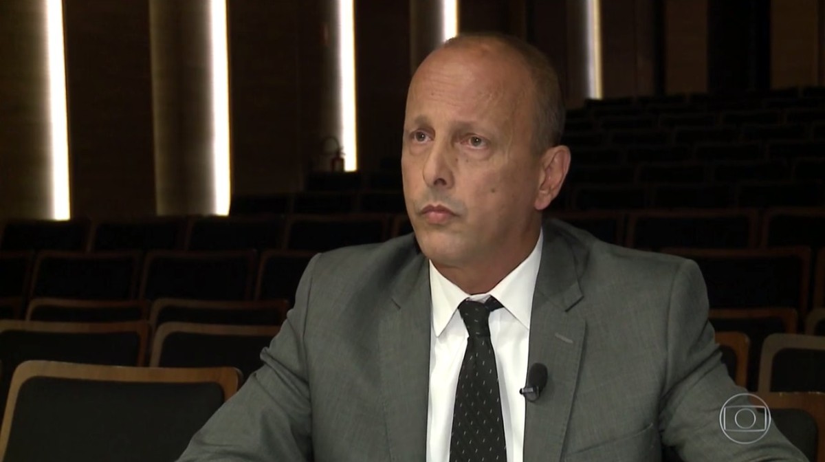 Presidente da comissão de doping da CBF era sócio de empresa que coleta ...