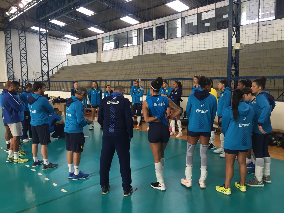 Seleção ganha corpo, e Zé Roberto aposta: 