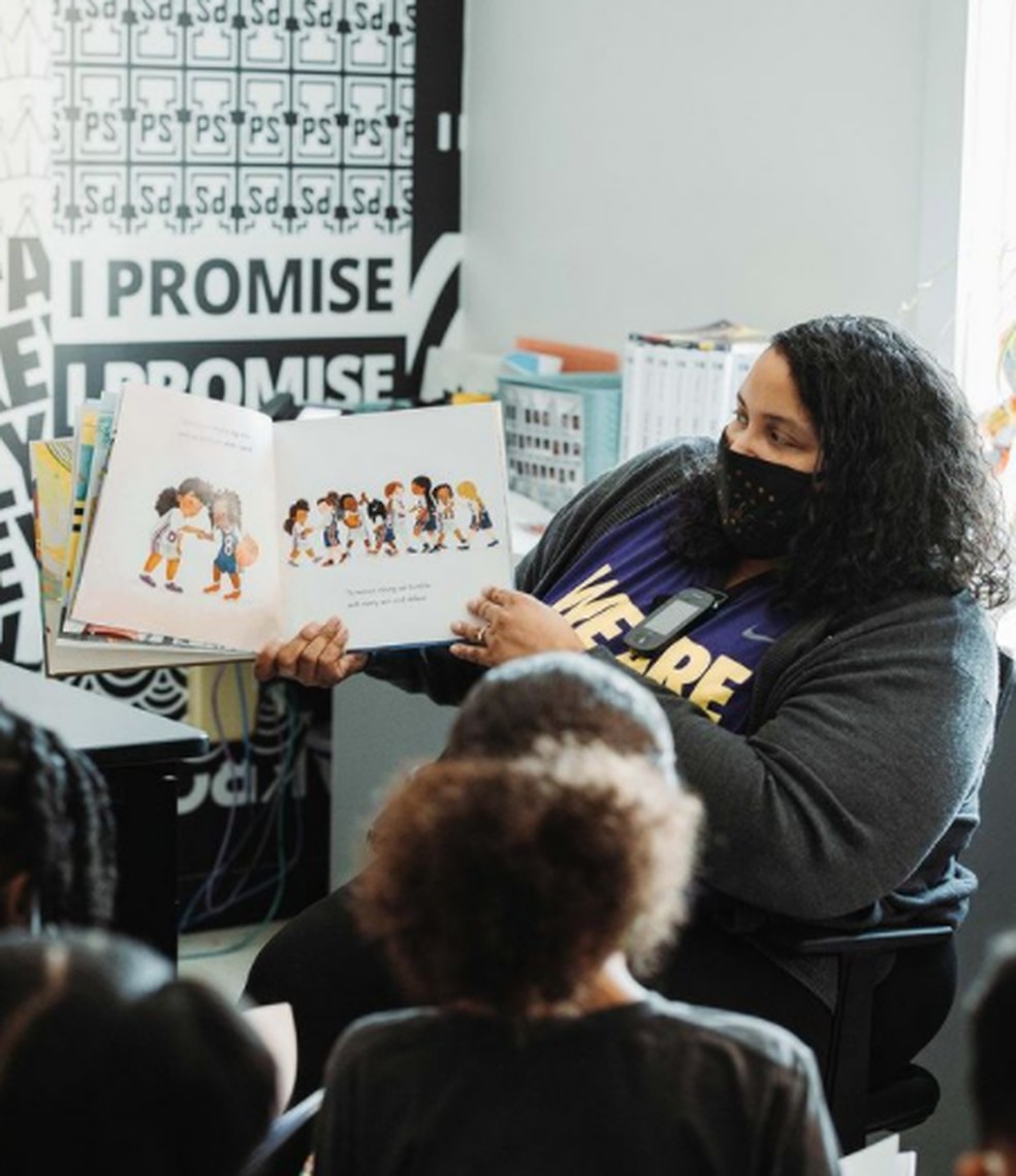 Escola Infantil Lebron James 74 | Space Jam: A New Legacy | Read Aloud