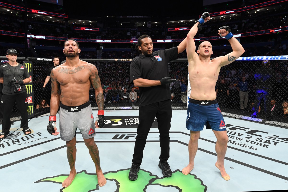 UFC 282: Alex Morono substitui Robbie Lawler contra Santiago ...