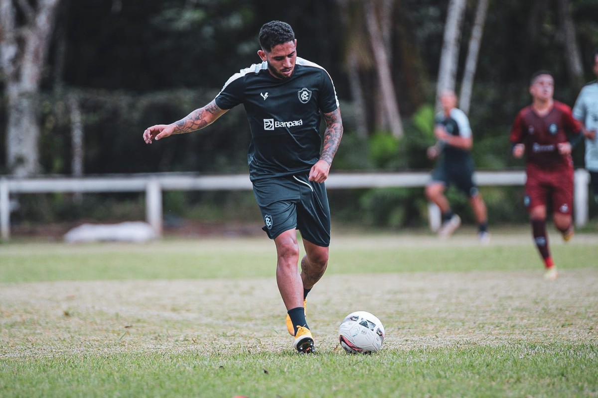 Se superar problemas extracampo, Leandro Carvalho tem potencial para ...