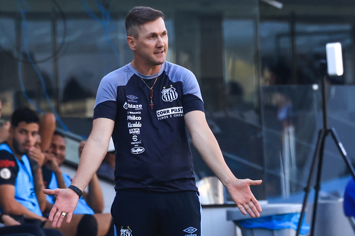 Pênalti salva no fim, mas Santos teve mais uma atuação inofensiva ...