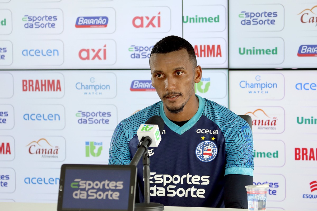 Rezende se coloca à disposição para substituir Ryan no Bahia e garante ...