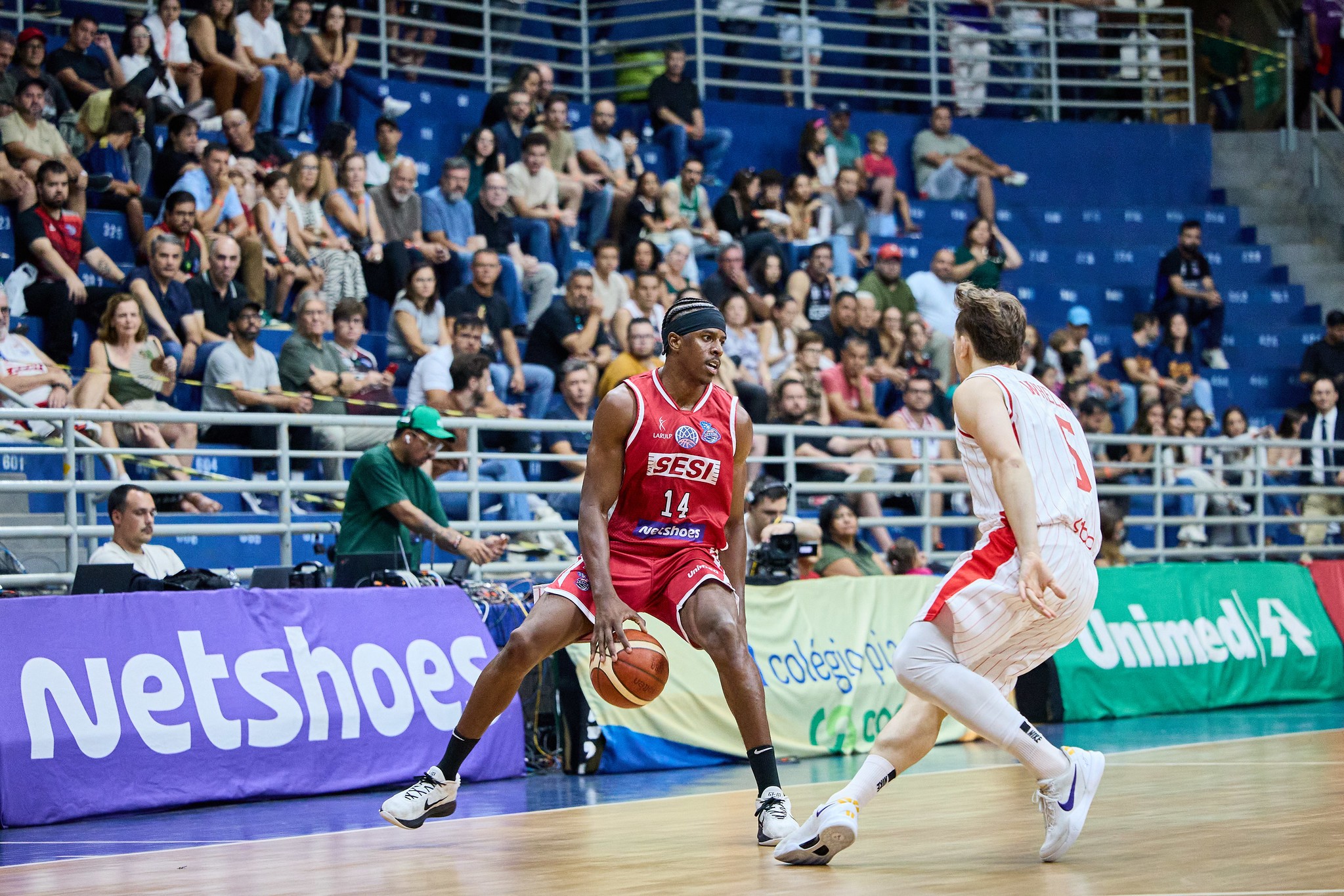 Franca dá troco sobre Instituto-ARG e vence por 30 pontos de vantagem na BCLA | Ge