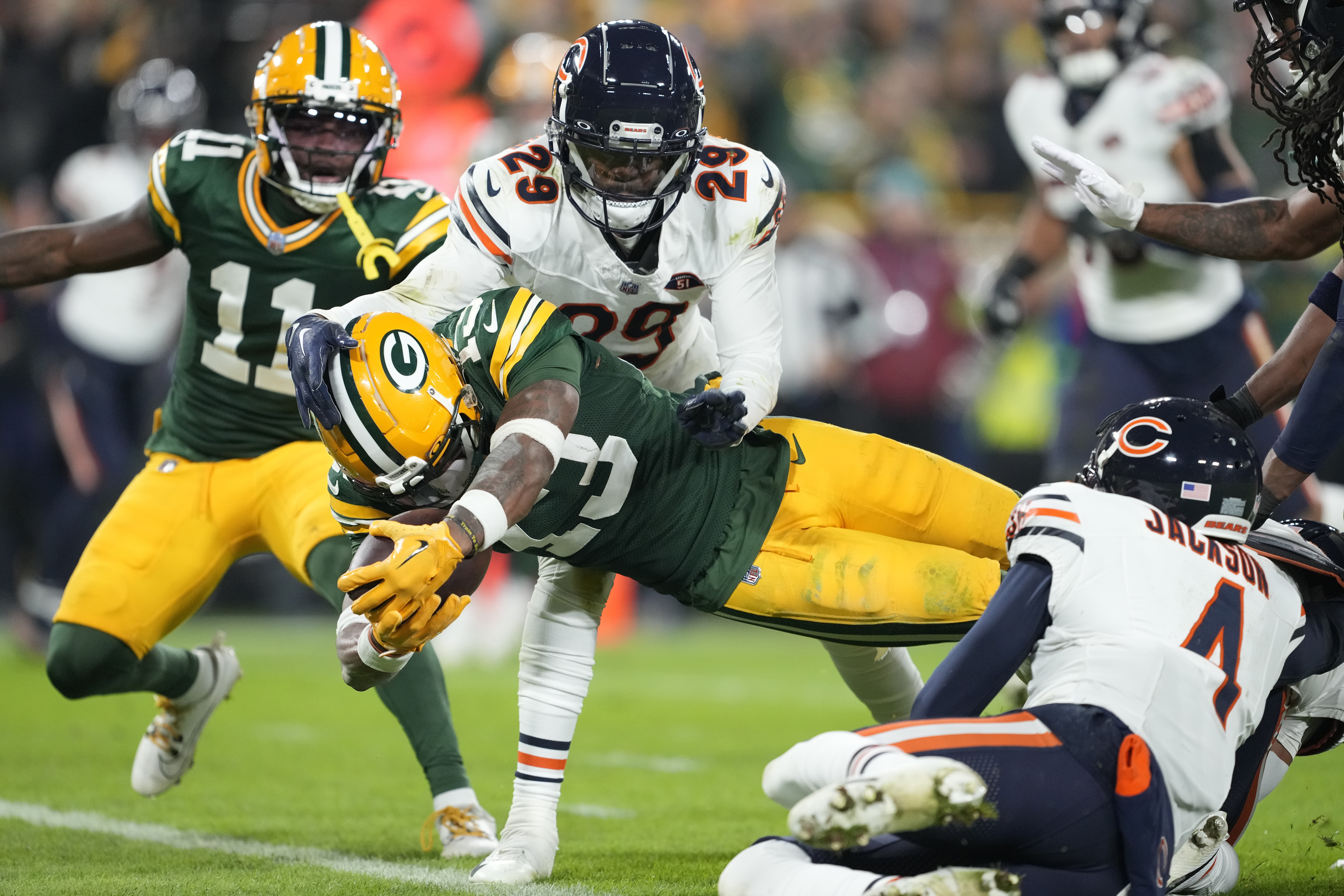 NFL: Packers vencem Bears e levam última vaga nos playoffs | Ge