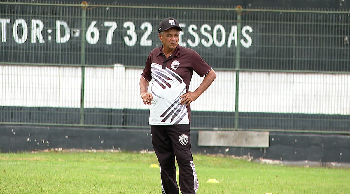 Roberval fortalece emocional do Comercial e quer explorar pressão sobre ...