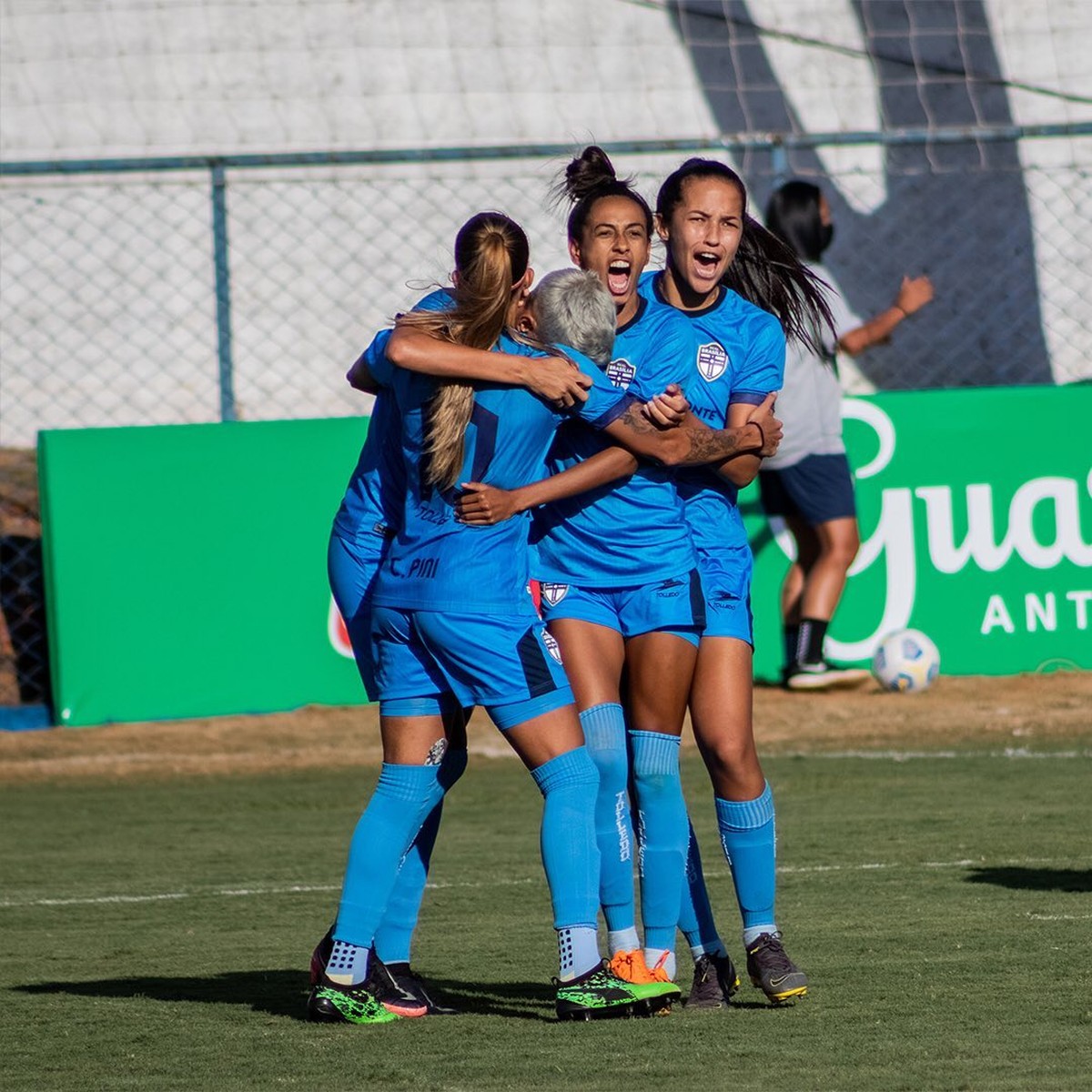 Com três vitórias em cinco jogos, Real Brasília tem ótimo início no ...