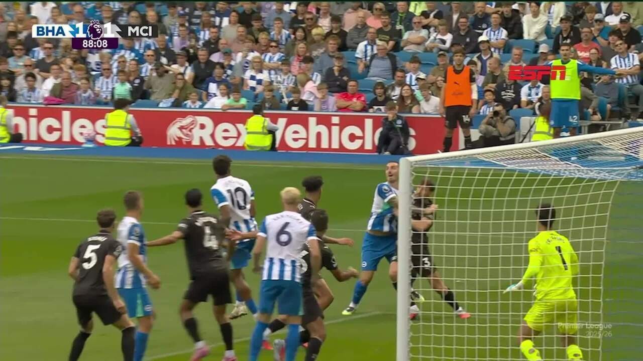 Chapéu no rival e olho na Copa: os bastidores da saída de Ederson do Manchester City | Ge