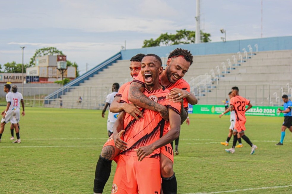 Notícias | Zagueiro Diego Clemente é oficializado pelo Manauara para 2026 | Portal do Zacarias ...