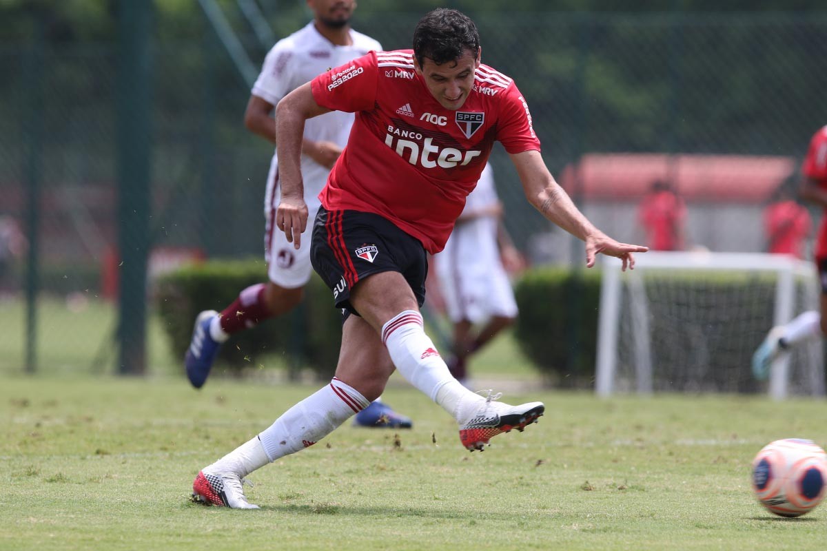 Pablo se diz "inconformado" com poucos gols do São Paulo e afirma ...