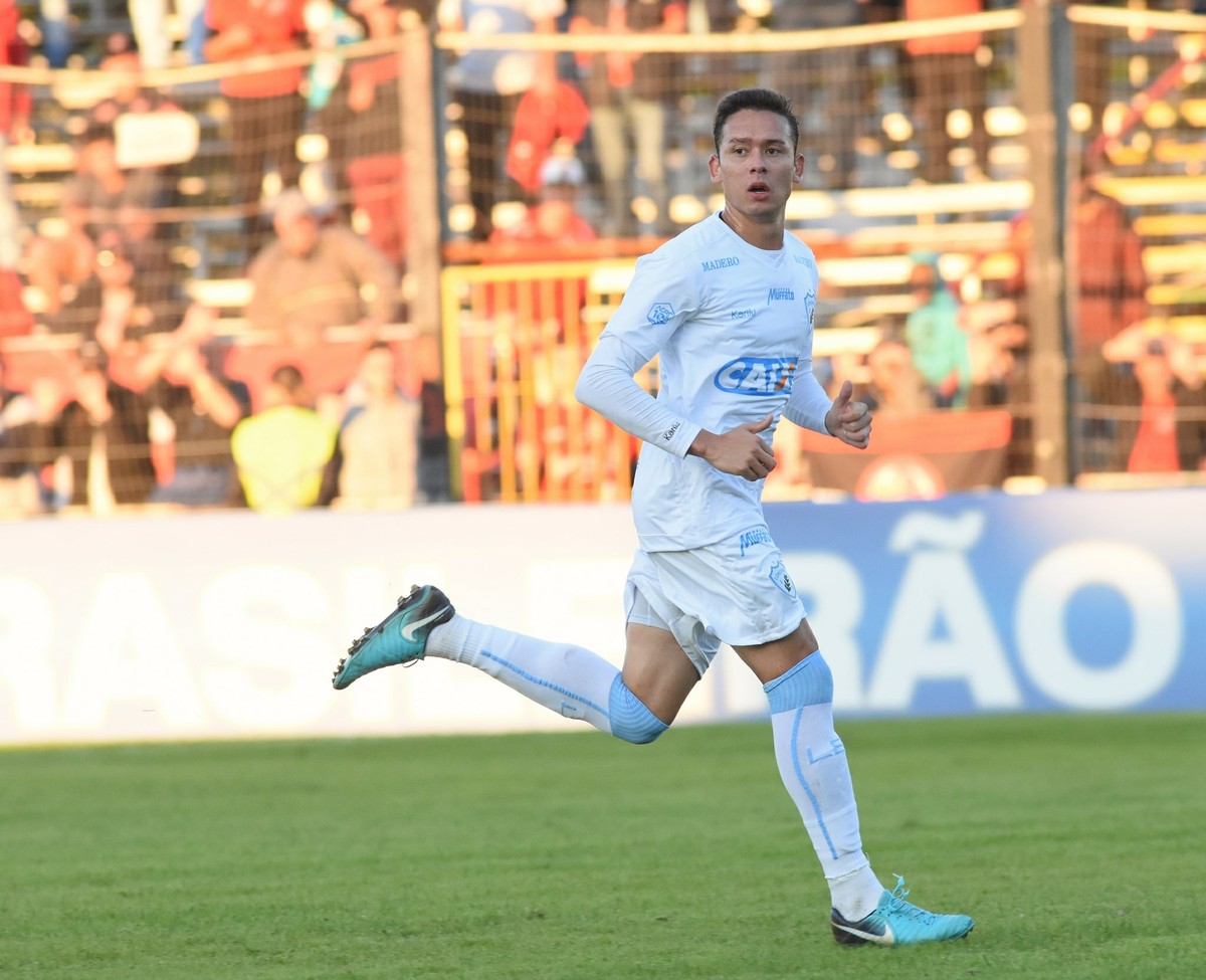 Keirrison torce o tornozelo e vira dúvida no Londrina contra o ...