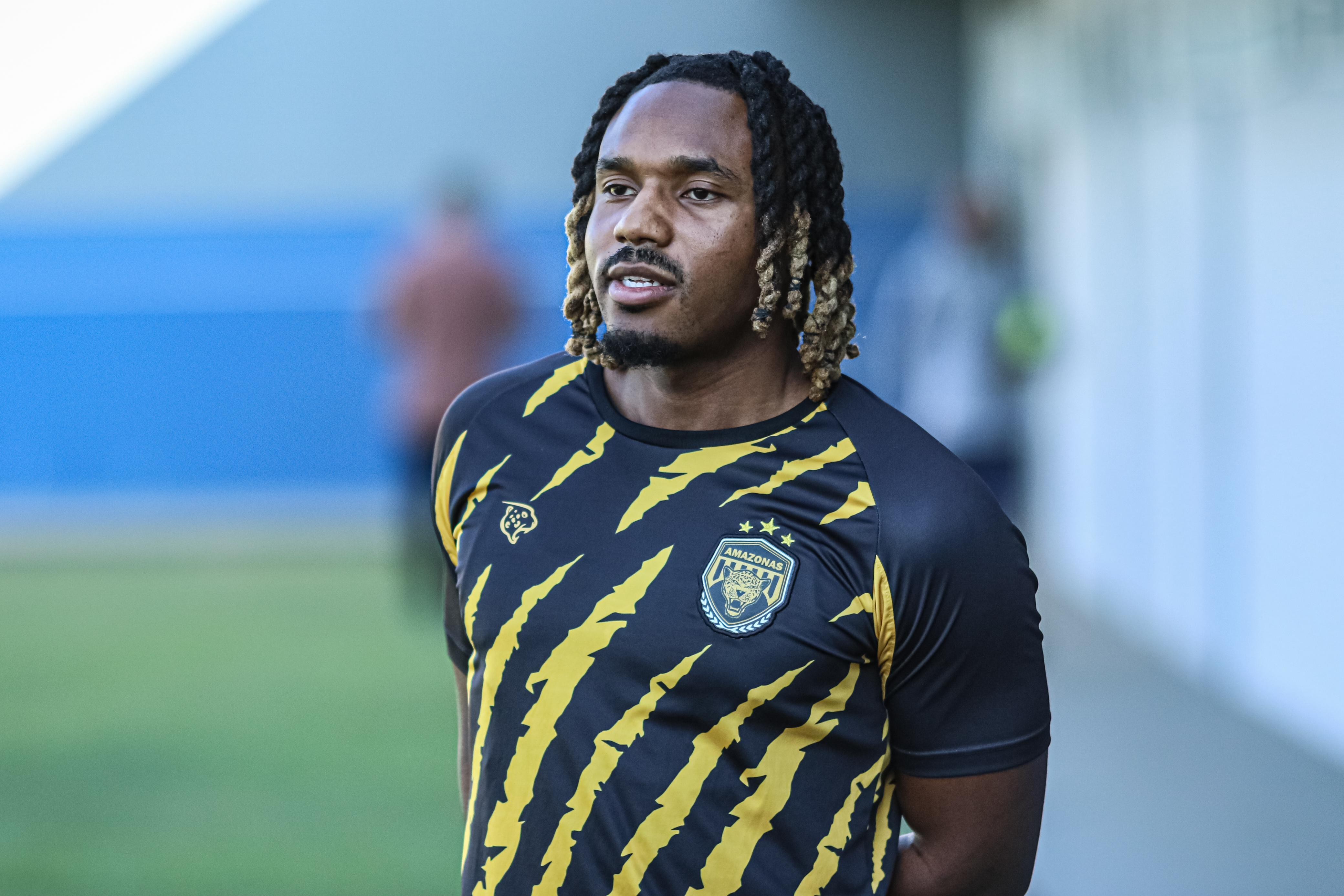 Amazonas anuncia atacante belga Josh Eppiah, ex-Leicester, para Série B ...