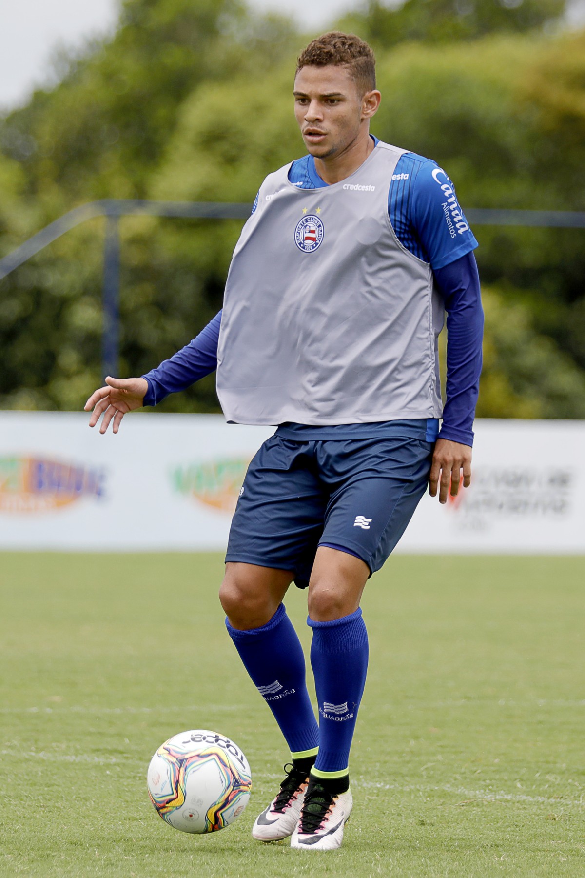 “Ex-lateral” e com experiência no time principal, Edson se vê mais ...