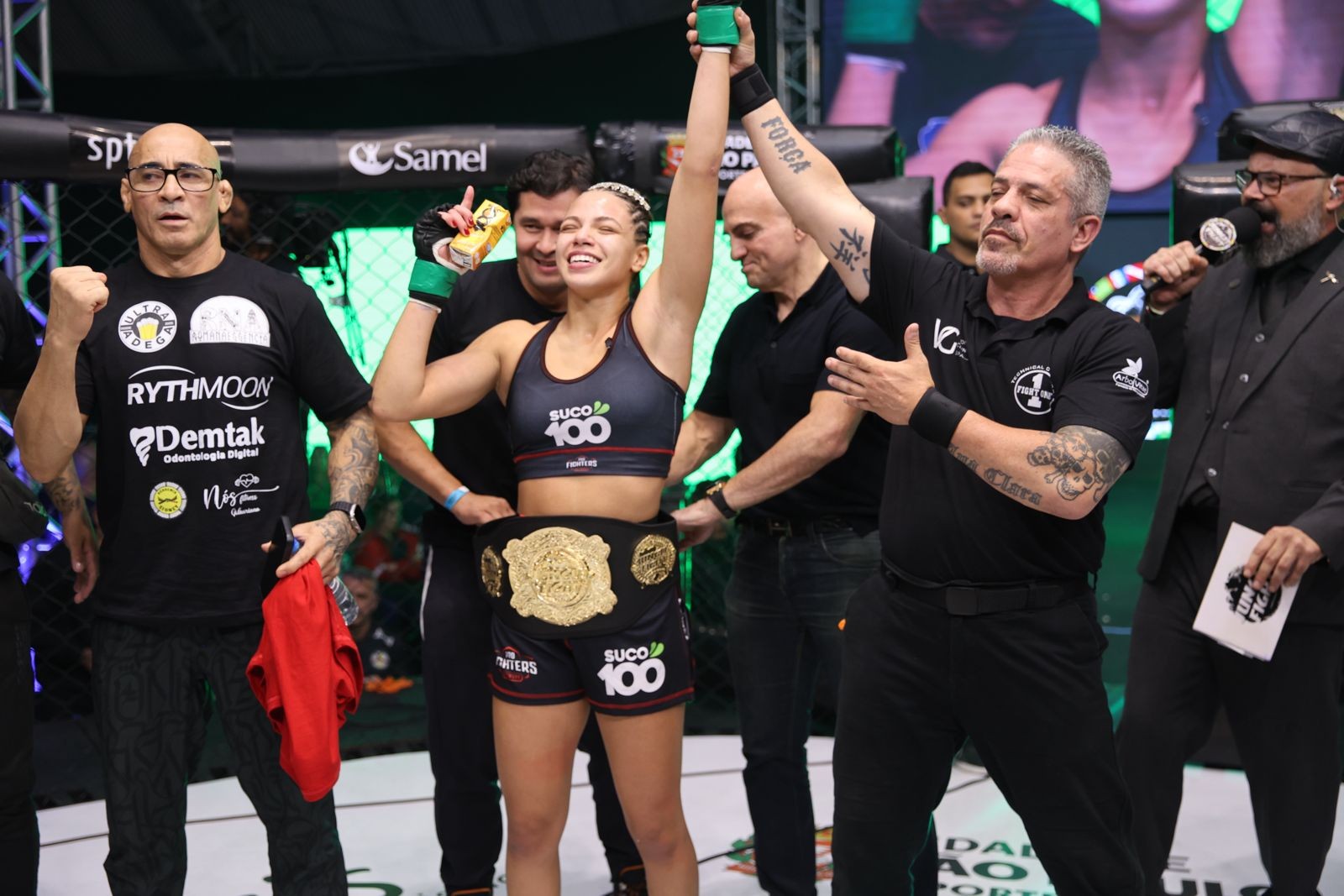 Laura Vasconcelos não pretende defender cinturão no Jungle Fight