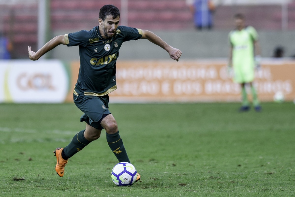 Donizete garante "pegada" de general em primeiro clássico contra ex ...