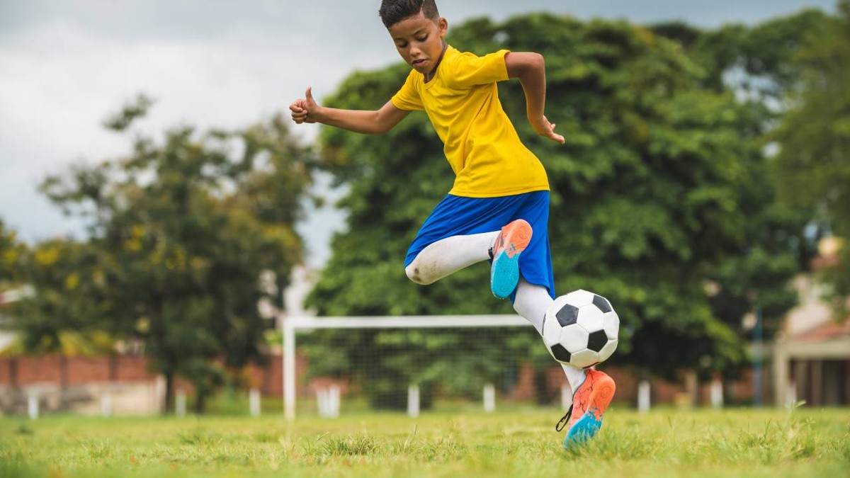 Projeto abre inscrições para escolinhas de futebol em três cidades do ...