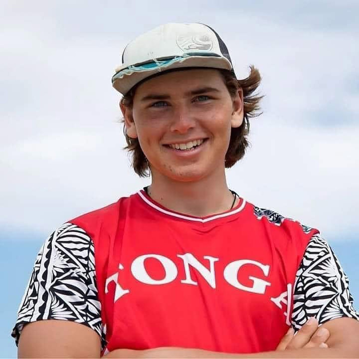 Atleta de Tonga que estrearia nos Jogos Olímpicos morre aos 18 anos ...