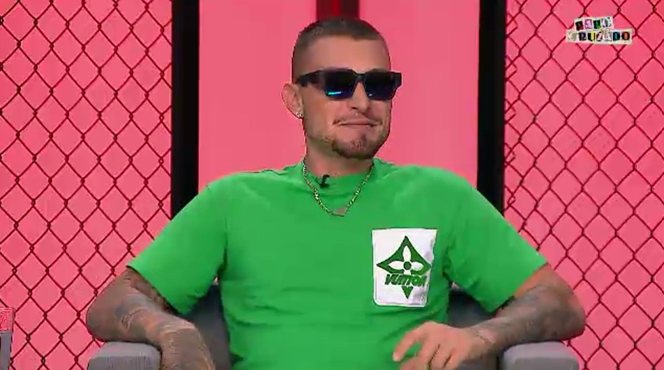 Papo Cruzado: MC Gui quer enfrentar Whindersson Nunes em evento de boxe ...