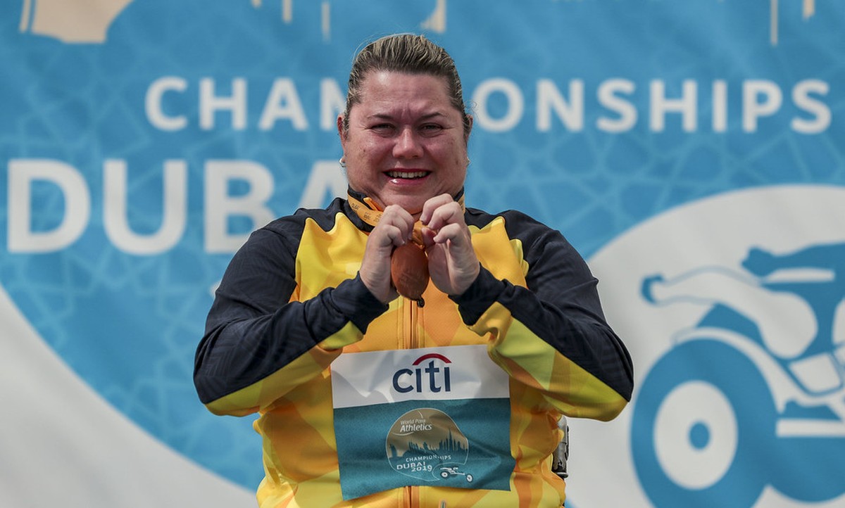 Beth Gomes quebra recorde pela terceira vez e conquista ouro no Mundial ...